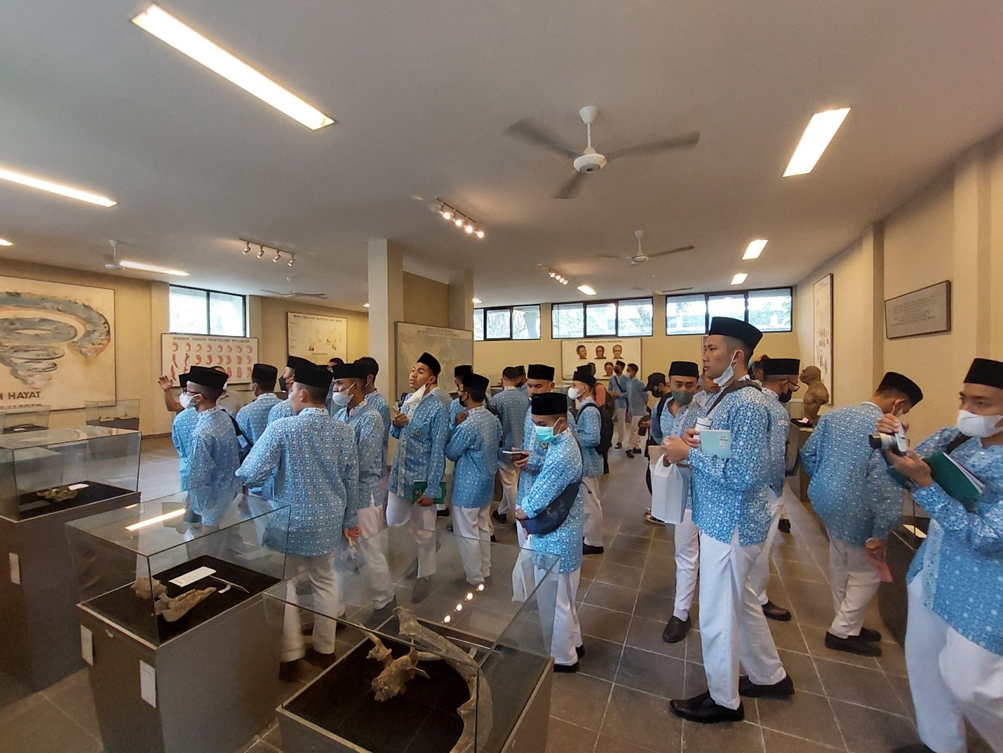 Kunjugan Siswa SMA Integral Ar-Rohmah Kabupaten Malang – http://lab ...