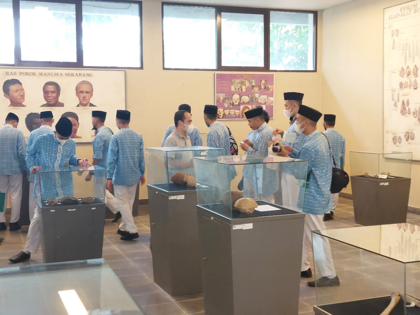 Kunjugan Siswa SMA Integral Ar-Rohmah Kabupaten Malang – http://lab ...