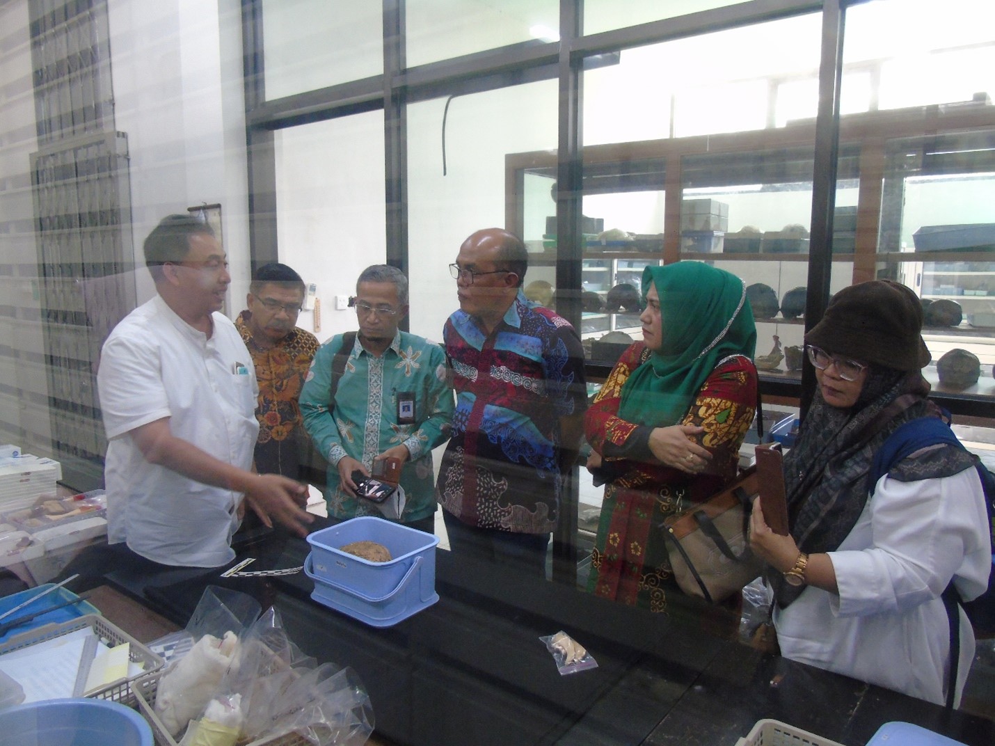 Kunjungan DPRD Provinsi Sumatera Barat ke LBP FKKMK UGM untuk Melihat ...